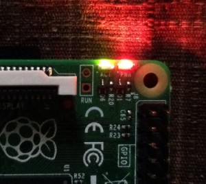 Raspberry Pi の LED | Raspberry Pi